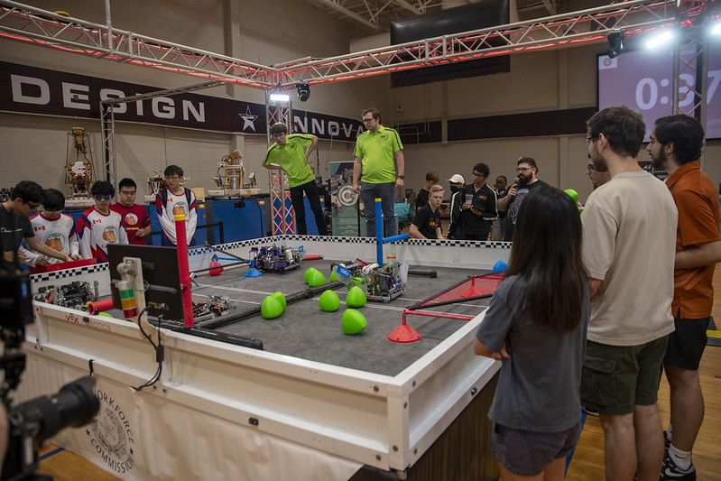 Zertifizierungs- und Schulungskurs zum Hauptschiedsrichter des VEX AI ...